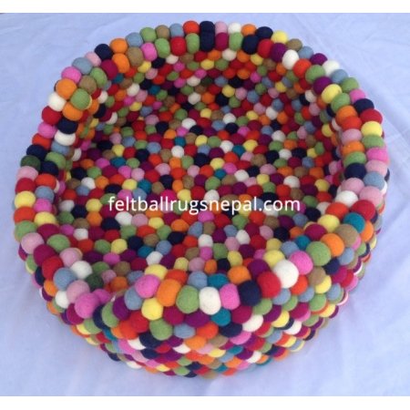 Freckle Felt Ball Dog Bed - Felt Ball Rugs Nepal